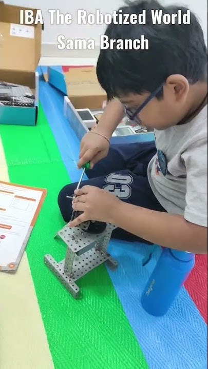 Robotics Sessions are ON at IBA The Robotized World Sama Branch Vadodara - YouTube