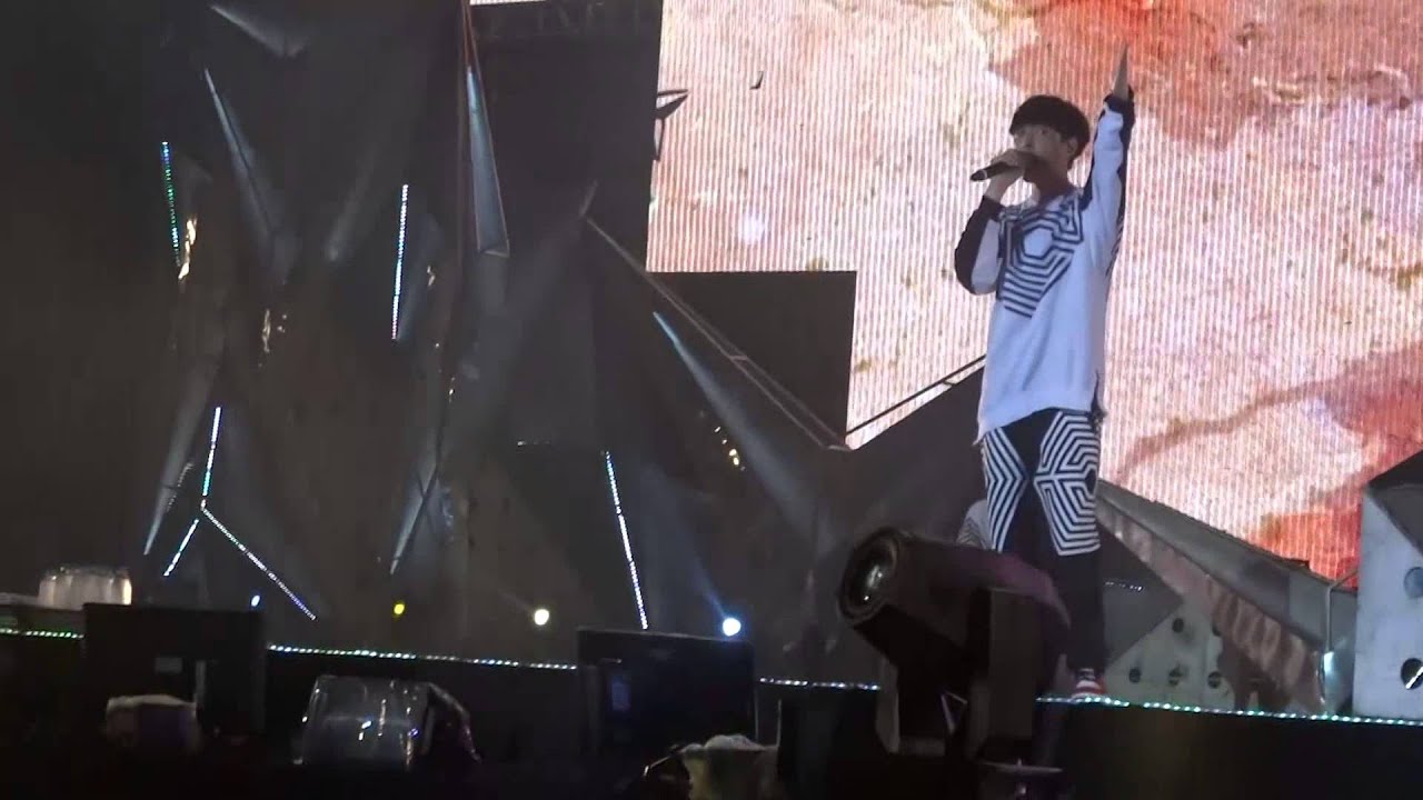 140727 EXO TheLostPlanet in Changsha 'Peter Pan' LAY focus - YouTube