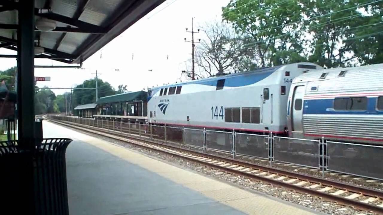 Amtrak Pennsylvanian and Keystone Service - SEPTA Wayne R5 Station ...