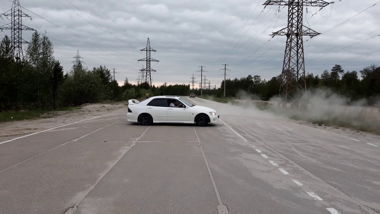 Drift Toyota Altezza 3sge at - YouTube