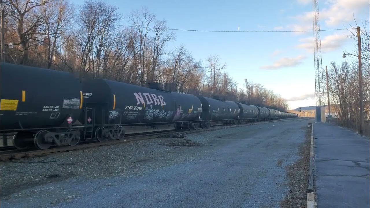 Norfolk Southern 4472 leads a 185 car manifest at Lewistown, PA (02/11/2023) - YouTube