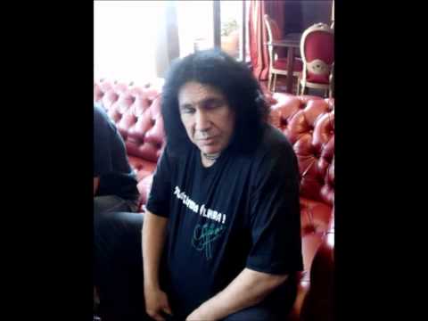 Gene Simmons - Bunda Linda !!!!