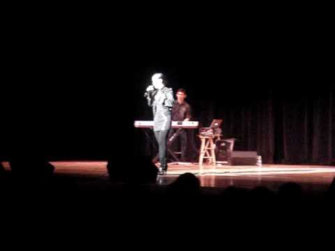 Sheryn regis concert in anchorage alska - YouTube