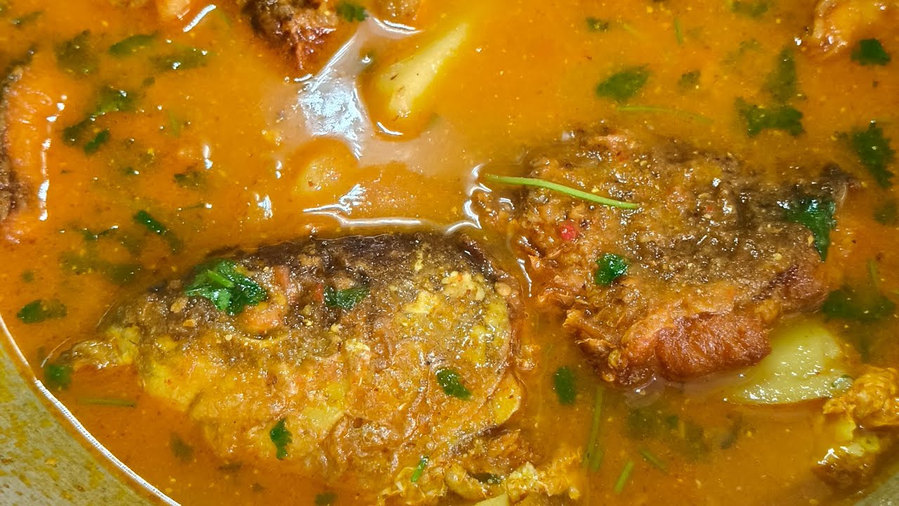 Rohi macha jhola# fish curry@LinumayeeVlogs #foodclips - YouTube