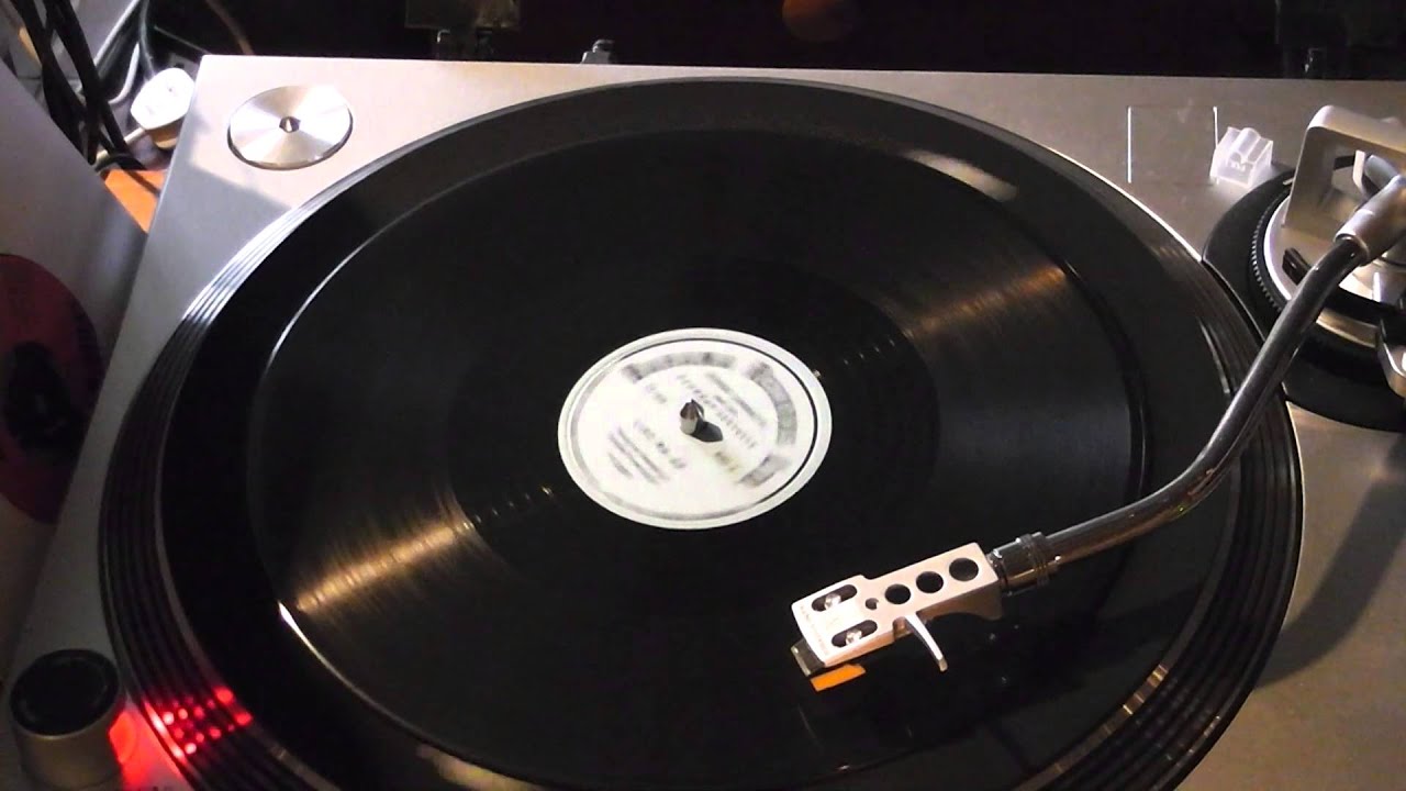 78 BAHAMA RECORDS LTD P52207 B LIKE MA-AD GEORGE SYMONETTE - YouTube