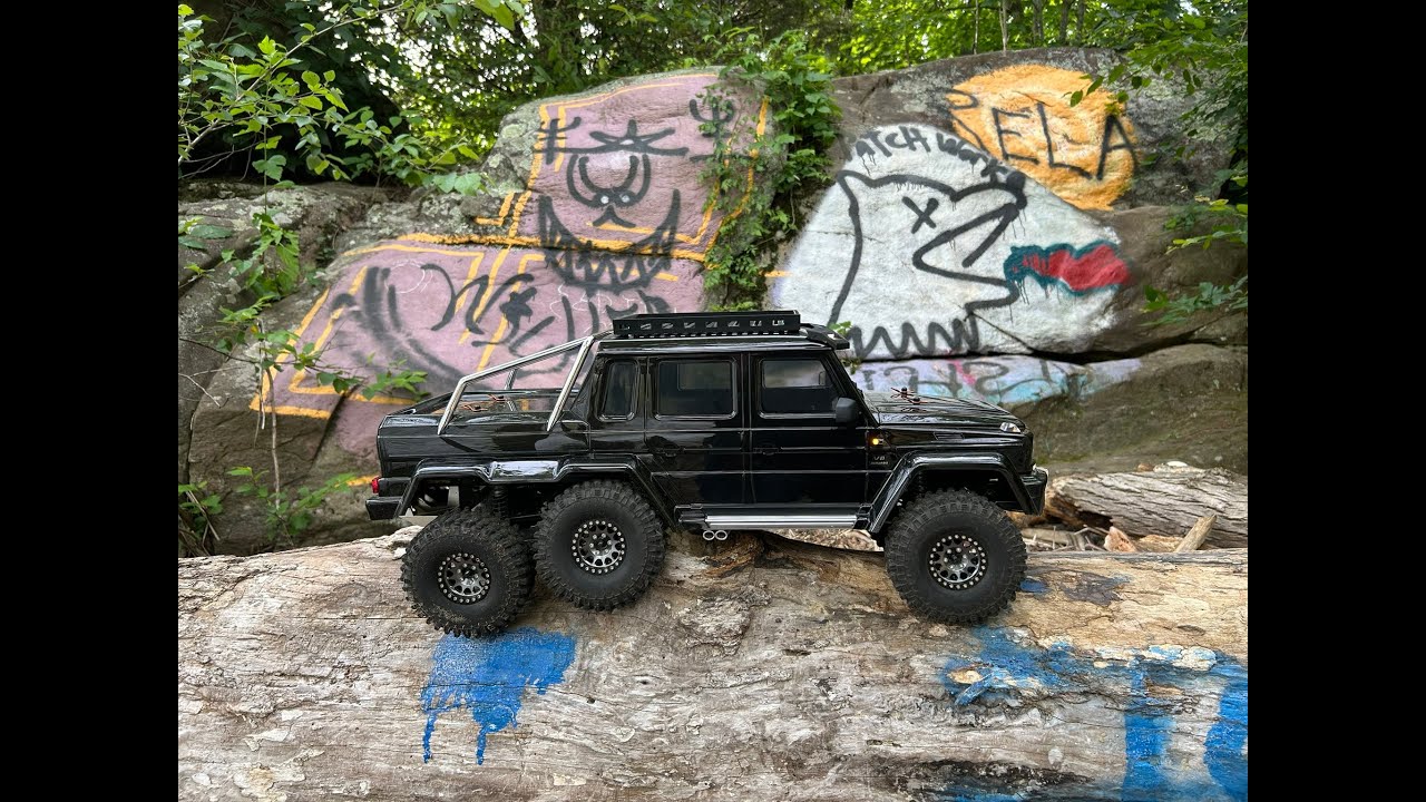 Traxxas TRX6 RC Crawler Mercedes AMG G63 6x6 RC Crawler at Ficklen ...