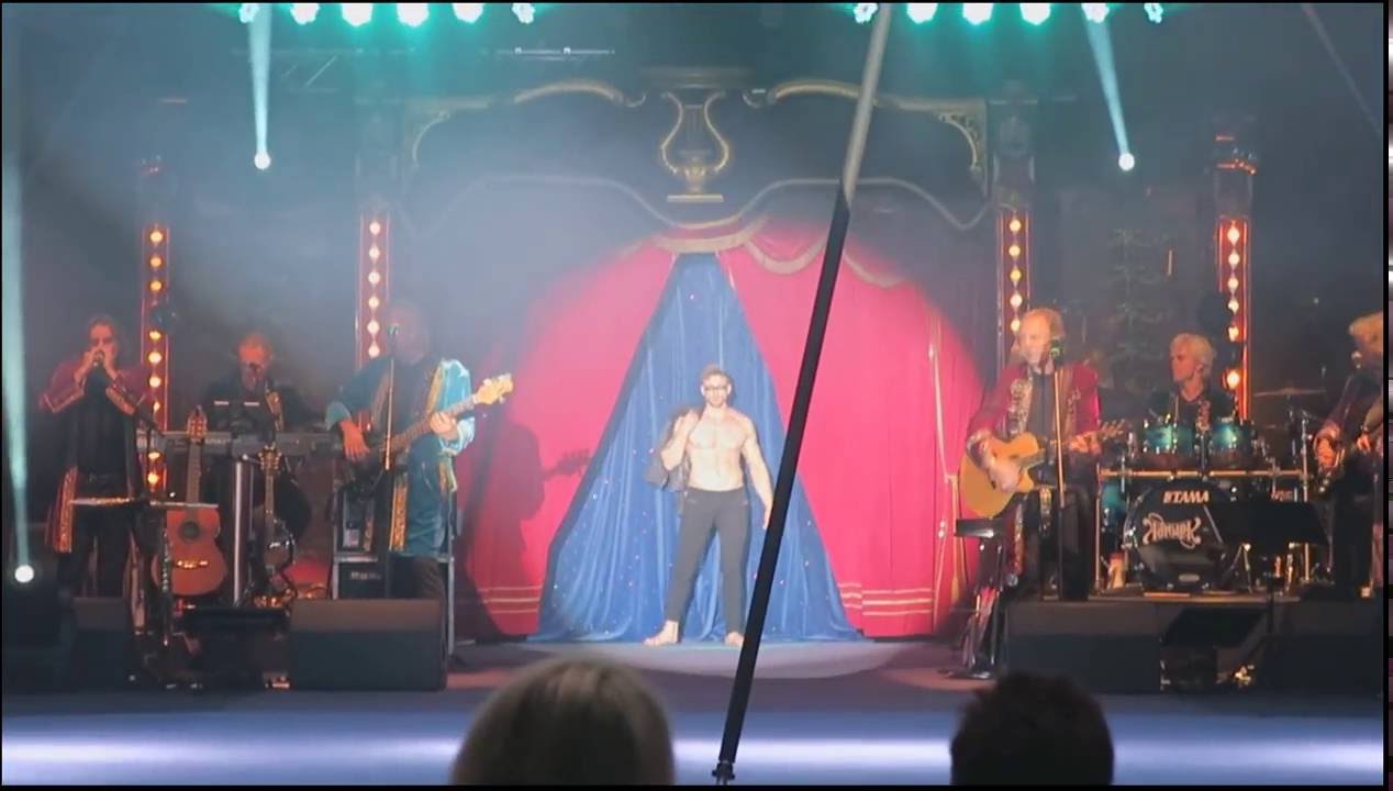 DAVIDE ZONGOLI - ACRODAVE - AERIAL POLE - HOHNER RONCALLI 2016 - YouTube