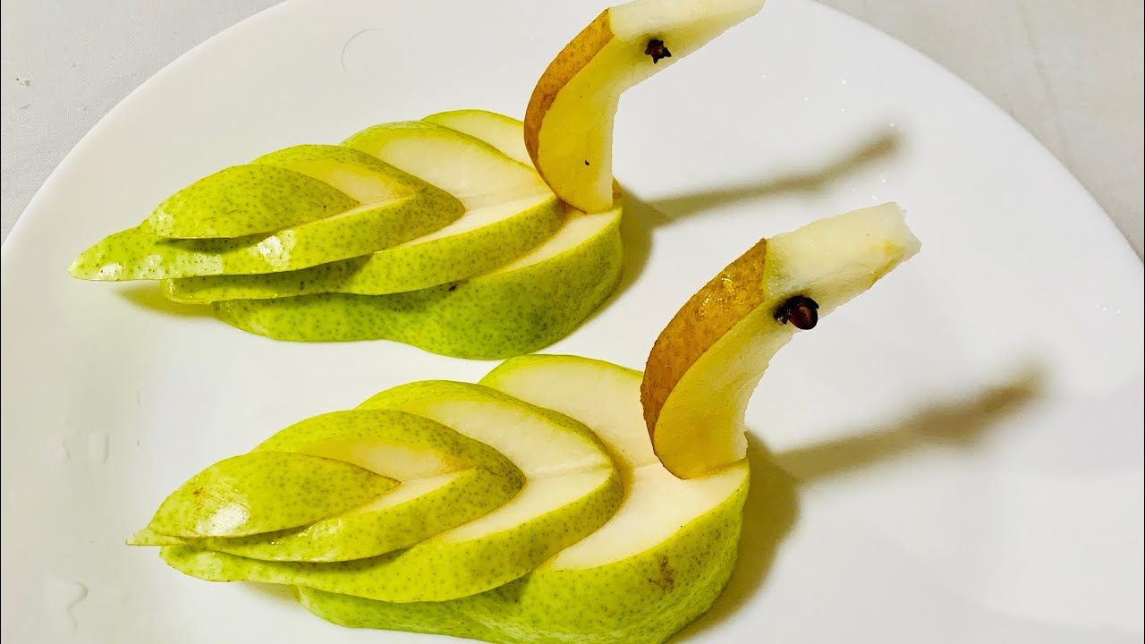 How to make Ducks couples with pears নাশপাতি দিয়ে হাঁস কাপল বানালাম ...