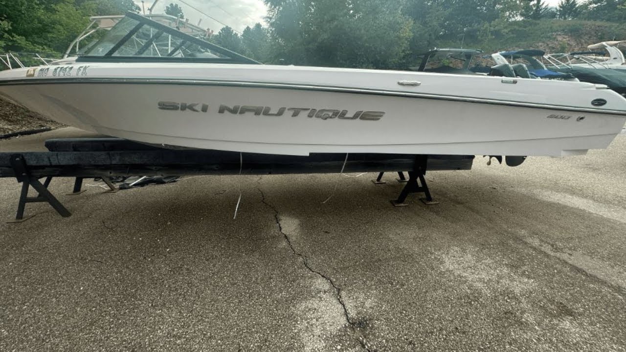 2012 Nautique Ski Nautique 200 Open Bow Available at MarineMax Lake of ...