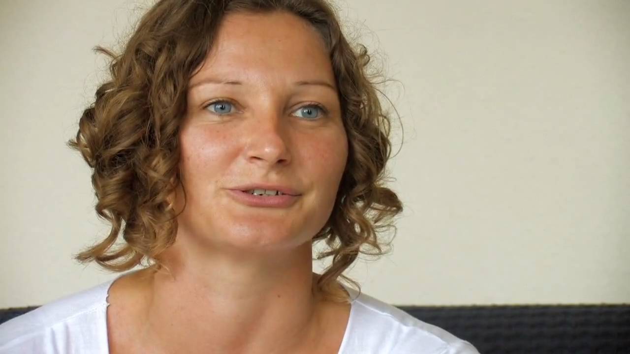 Lucy Bowden, 32 from Brighton talks about her sun damage - YouTube