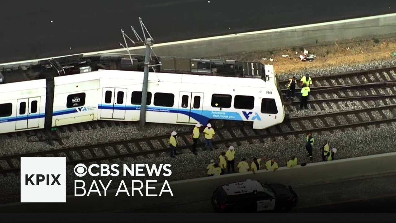 View above VTA light rail train derailment in San Jose - YouTube