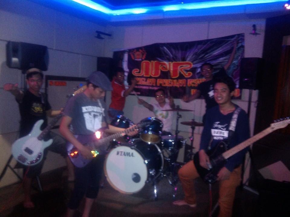 RKS BAND J P R (JOGJA POENYA RANTAU) - YouTube