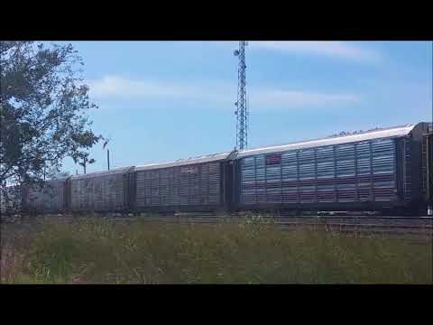 KCS #4509 Leads South Bound Intermodal Train - YouTube