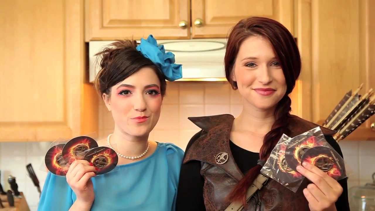 Official Hunger Games Mockingjay Pin! - YouTube