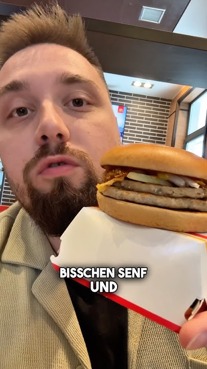 POV: Du probierst den neuen Burger mit Schweinefleisch bei Mc Donalds😱 #mcdonalds #food #burger ...