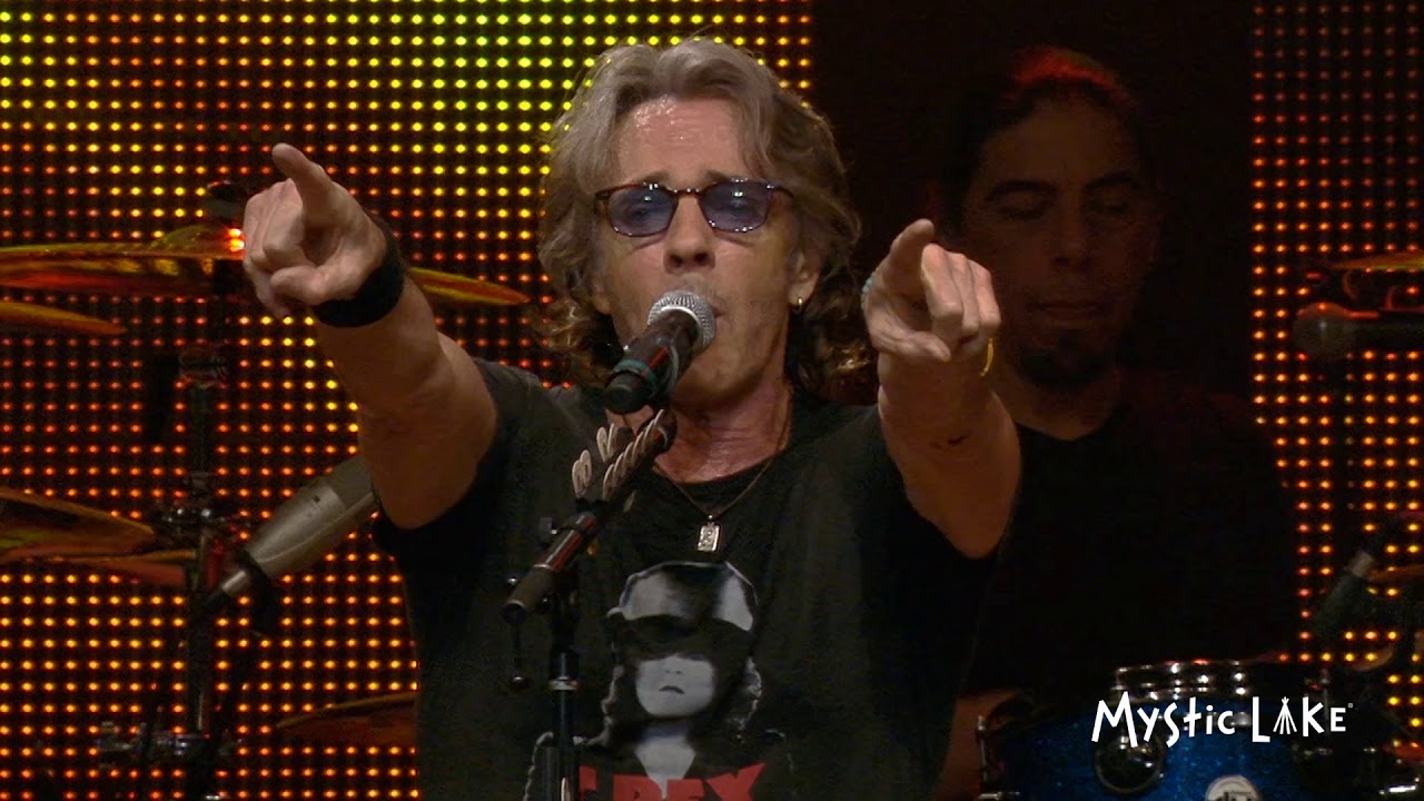 Rick Springfield in the Mystic Showroom 12/31/19 - YouTube