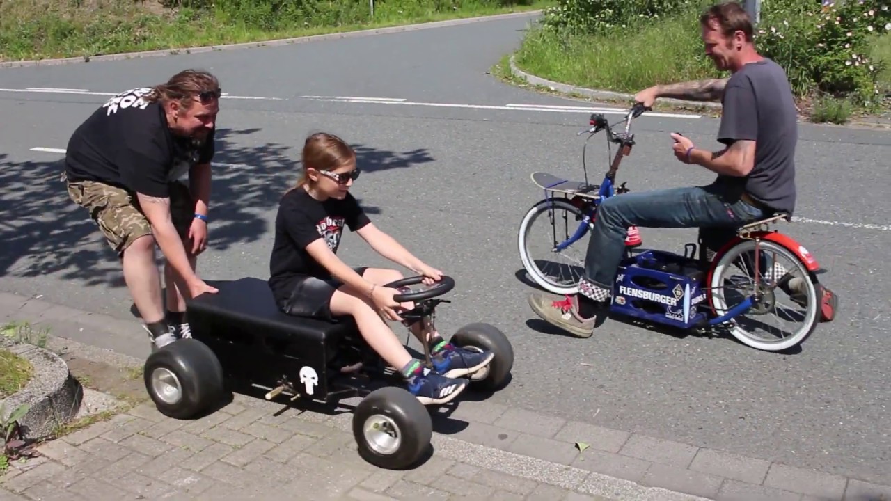 Fahrende Bierkiste - 1/4 Meile #beerboxscooter KUSTOMKULTURE 2019 - YouTube