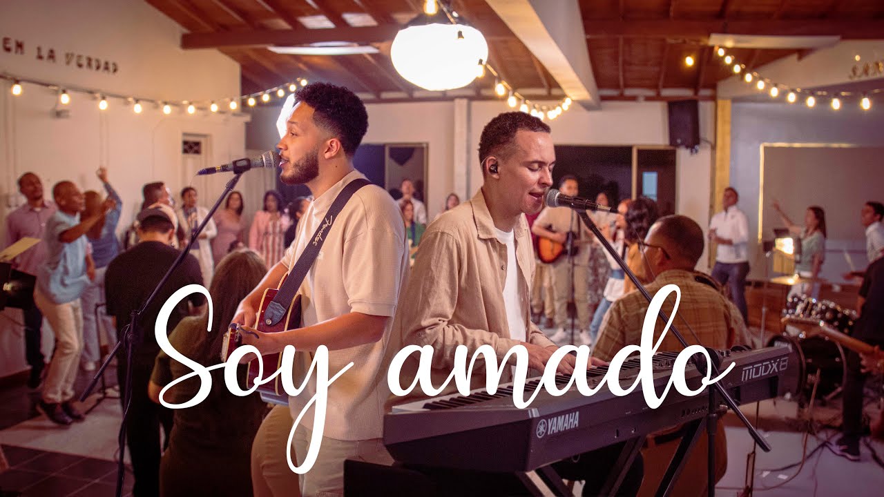 Soy Amado - Edificando Altar (Video Oficial) - YouTube