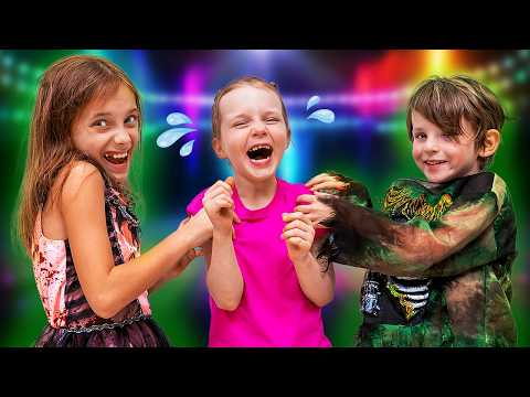 The tickle game that turns kids into zombies! 🧟‍♂️😂 - kids learn to play together