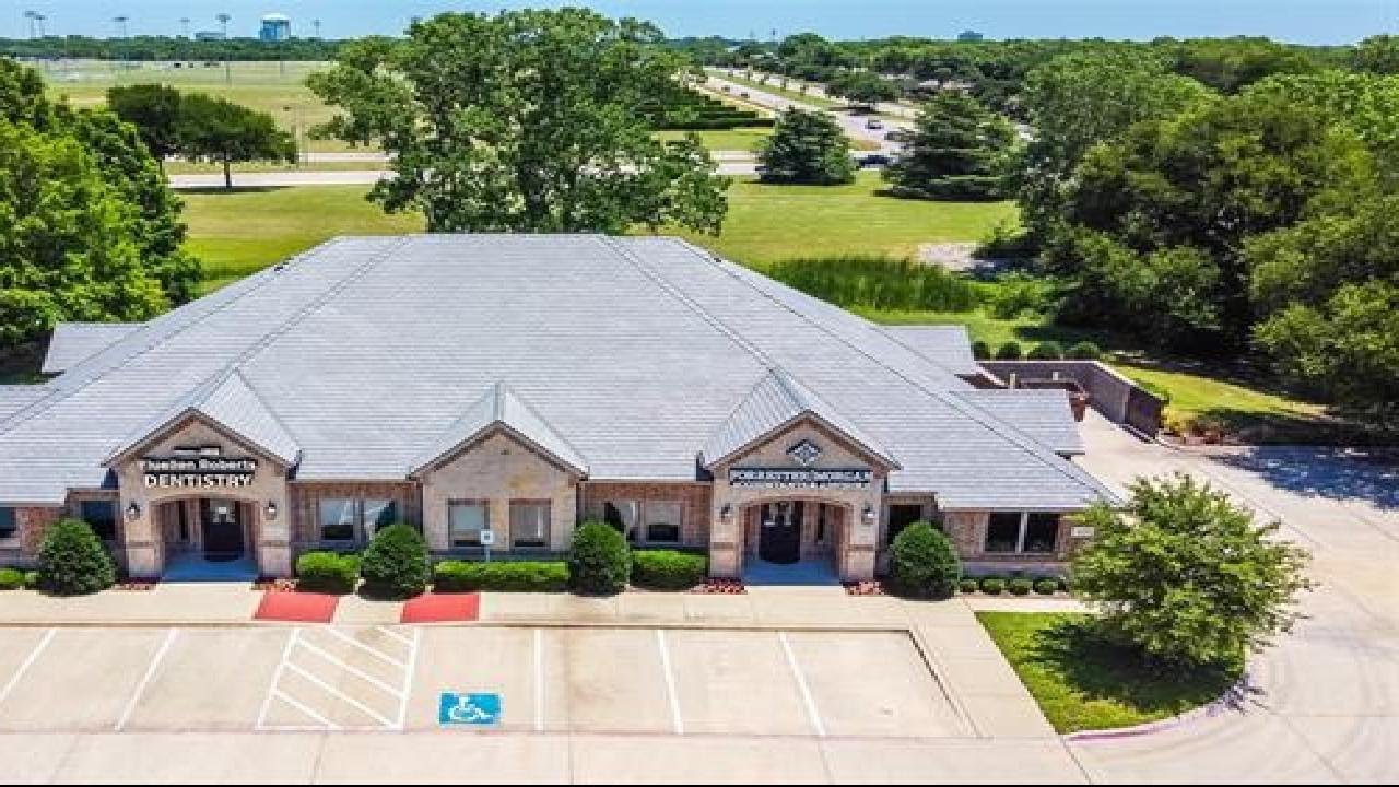 1050 W Campbell Road, Richardson, TX Presented by Stephen Hargrove ...