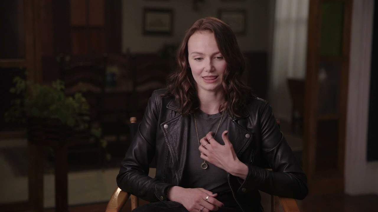 Andi Matichak Interview on 'Halloween Ends' Allyson, Jamie Lee Curtis ...