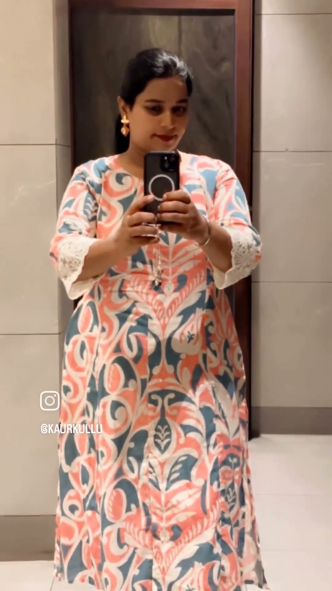 Aap kiis tehar ki Aurat hoo - YouTube