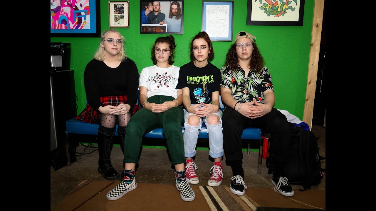 Yellow and Blue - Ting Tang Tina - YouTube