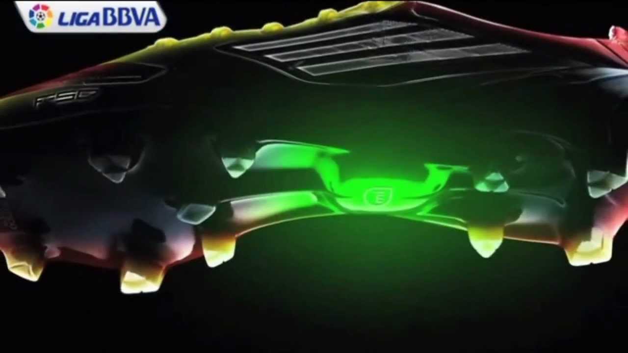 F.C Barcelona - Chip de memoria en las zapatillas de Lionel Messi - YouTube