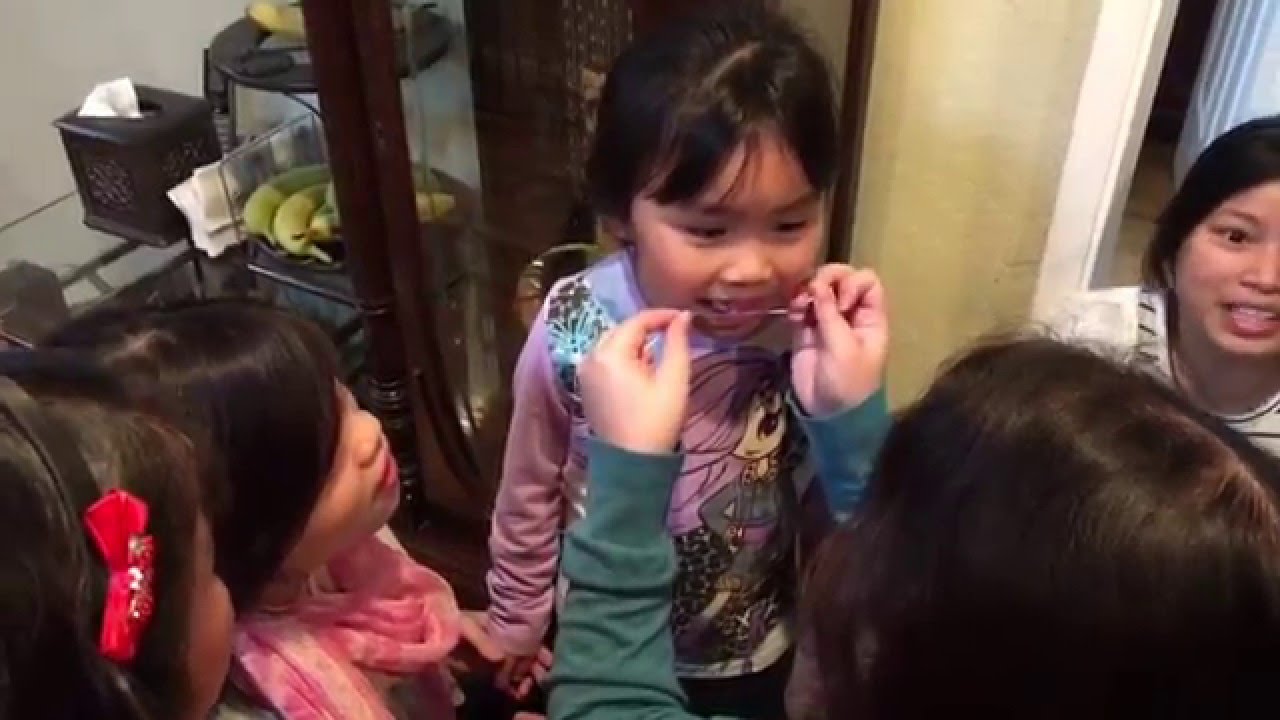 En. Pulling Tooth Using Door Handle - YouTube