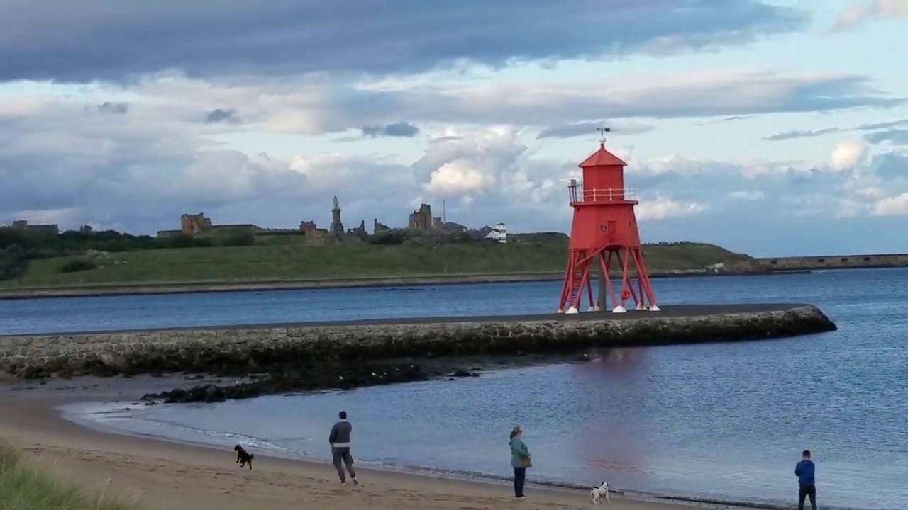 South Shields Sailing Club Beach and Sea (South Shields, UK) - YouTube