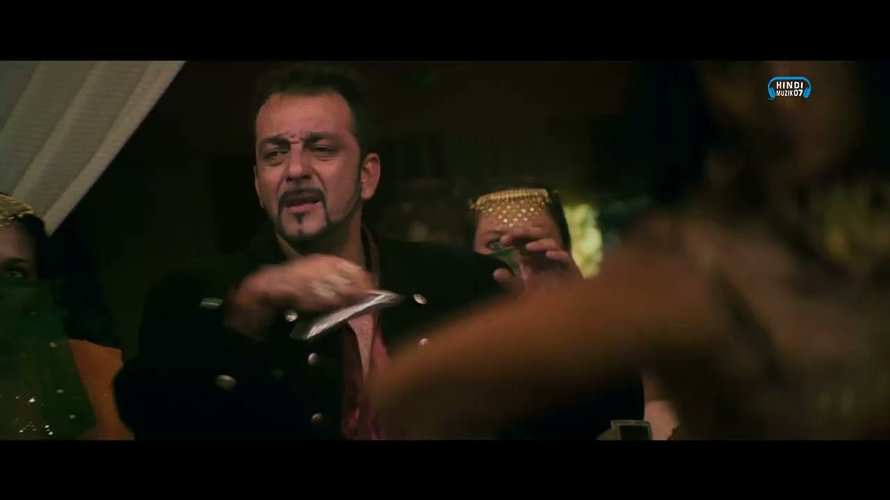 Saaki | Musafir Movie Song | 4K Video Song | 2004 - YouTube