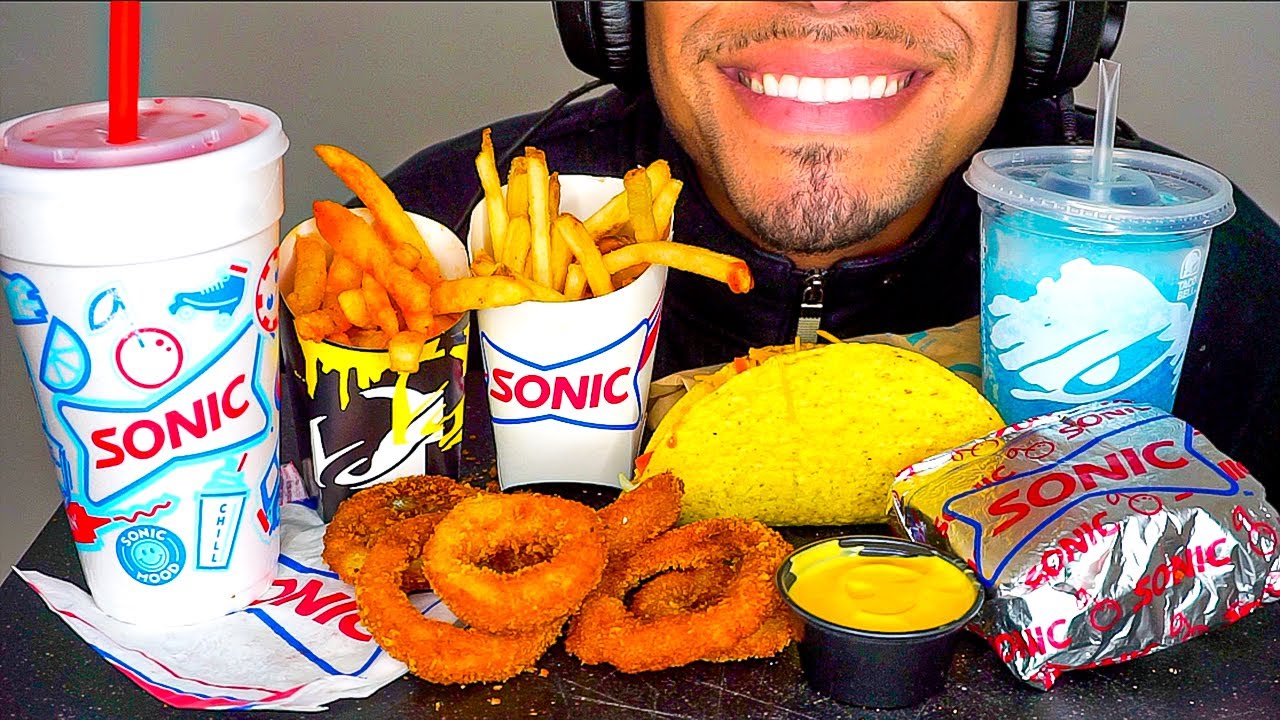 ASMR SONIC DRIVE IN VS TACO BELL CHEESEBURGER FRIES TACOS BURRITO ONION ...
