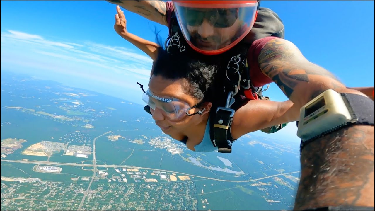 First time SKYDIVING | NONA LISA - YouTube