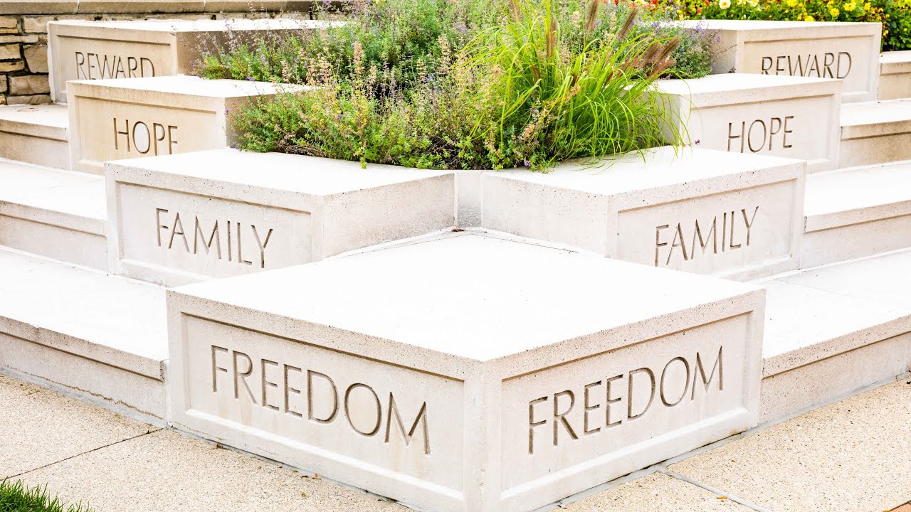 Amway Founders Fundamentals with Doug DeVos and Steve Van Andel - YouTube