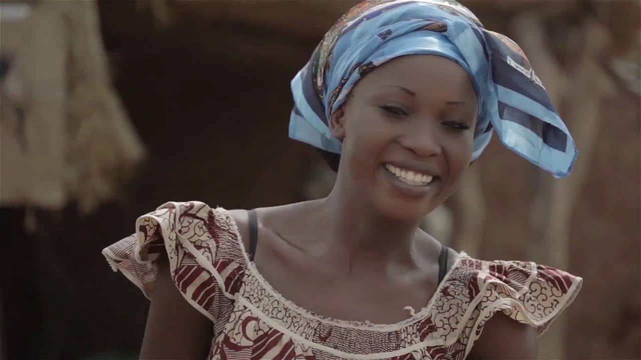 Clip Officiel Dez Altino Tata - YouTube