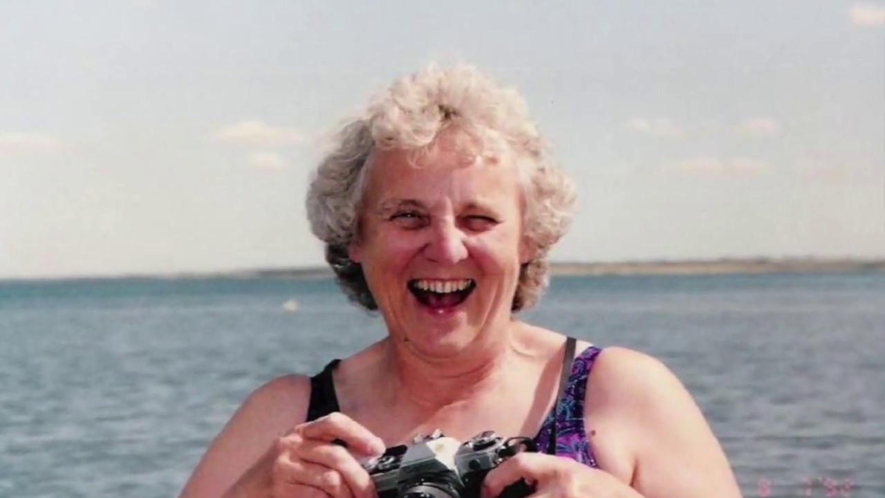 Grandma Daisy Seating Video - YouTube