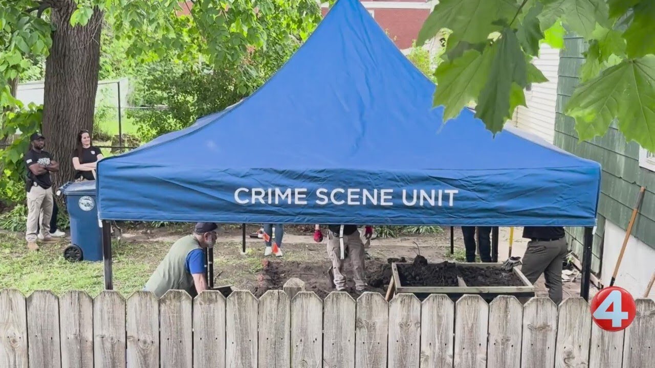 Authorities return to former home of Richard Fox amid ongoing murder ...
