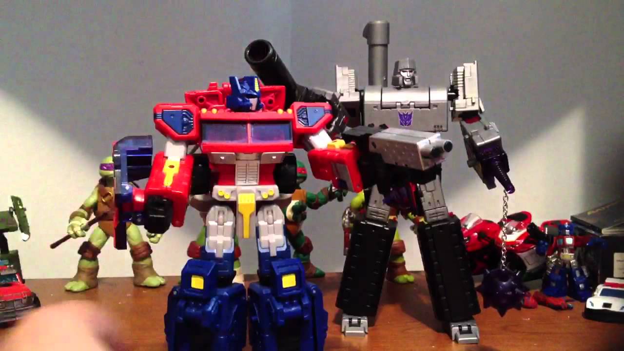 Toy world tw-01 hegemon size compairison - YouTube