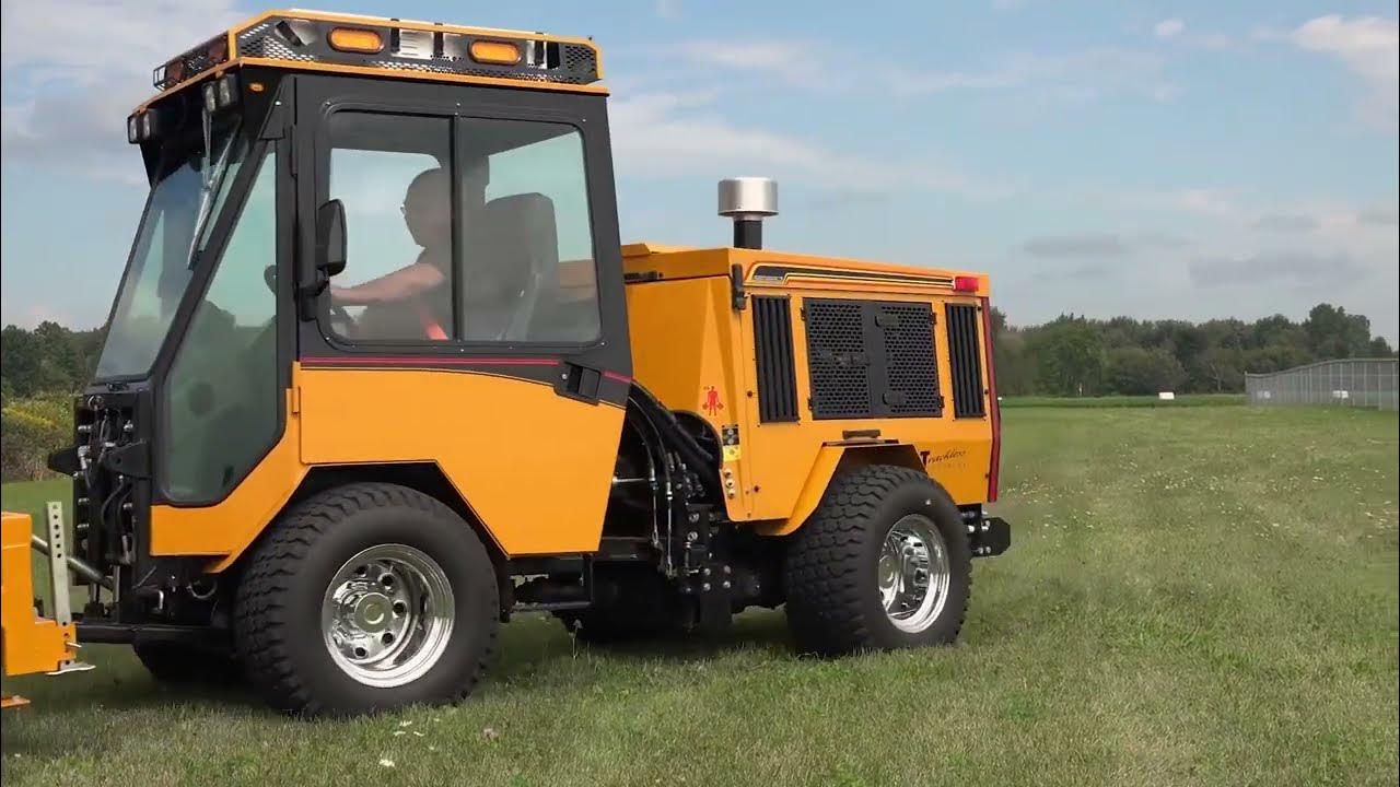 Trackless - MT7 Cab Features and Controls Current Tractor Tutorials ...