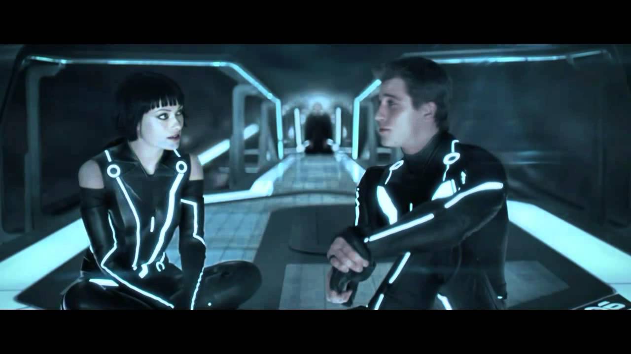 [Clip] Tron Legacy - Flynn Lives - YouTube