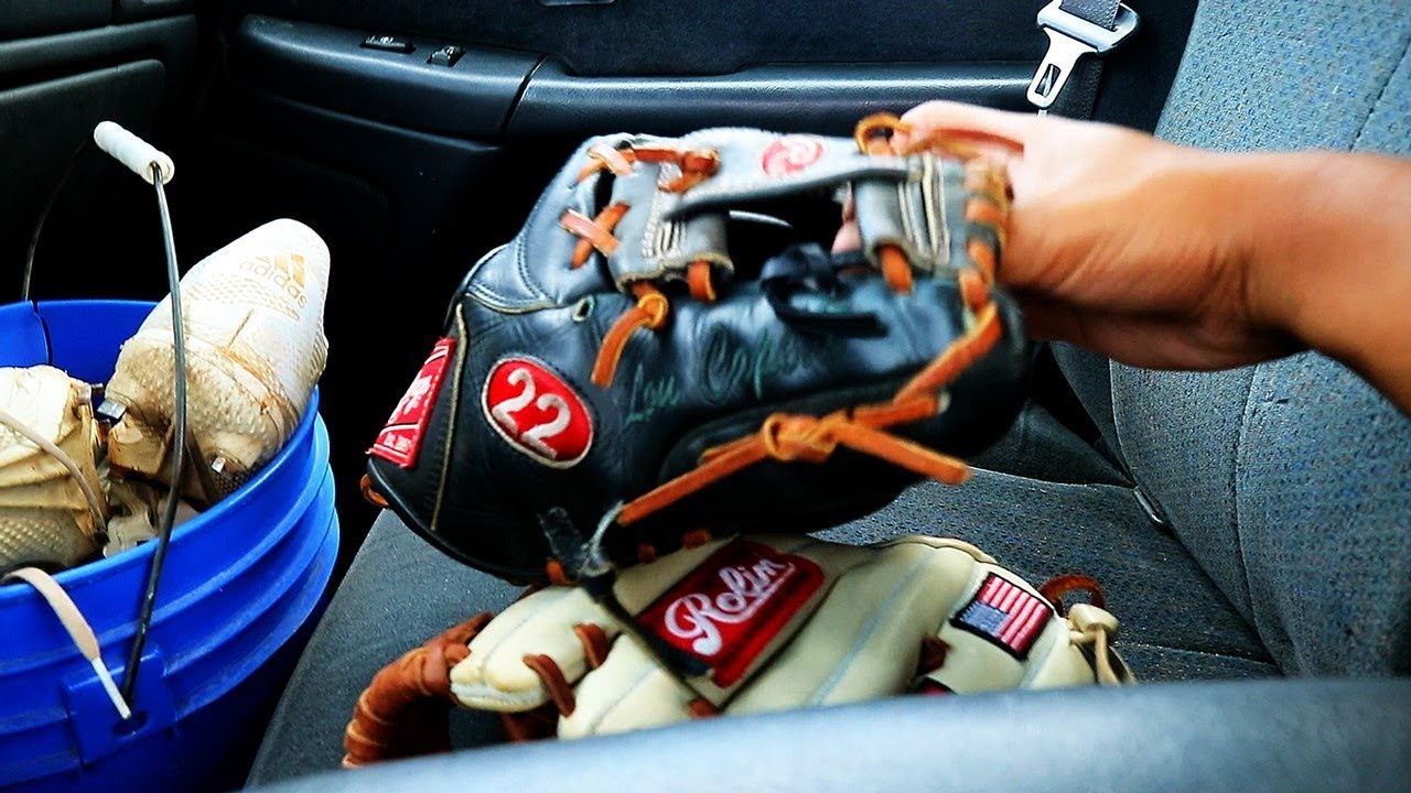 WHAT THE INSIDE OF A BASEBALL PLAYERS CAR SHOULD LOOK LIKE - YouTube