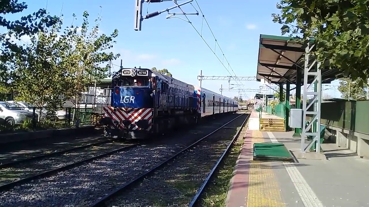 G22 A710 llegando a Bosques andén 4 (14-05-2019) - YouTube