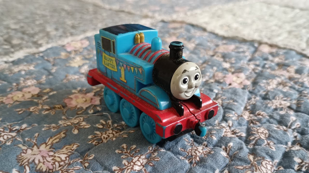 SuperToyThomas15's Easter Special: Easter Thomas 2010 Take and Play ...