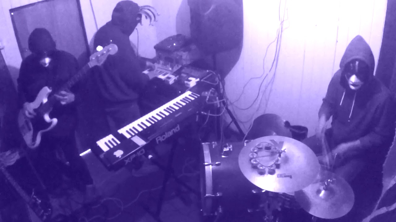 Paranoid Agent - Repeat ANIMAL (sonido cámara)) - YouTube