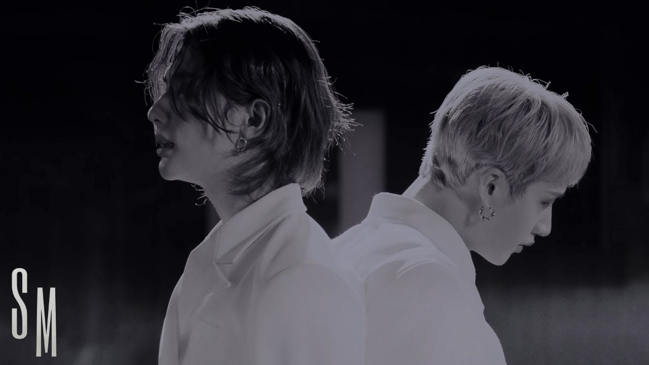 Stray Kids & Red Velvet - Red Lights & Monster - YouTube