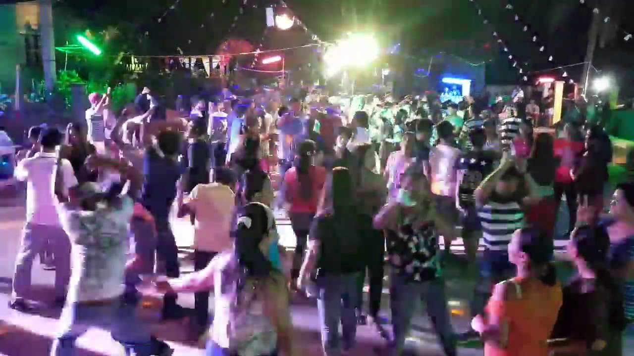 disco sa fiesta - YouTube