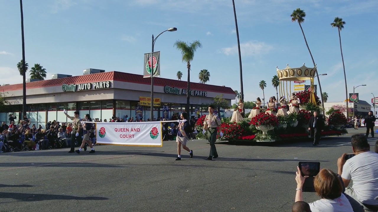 Rose Parade Queen Float 2018 - YouTube