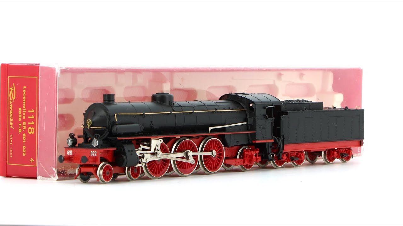 Rivarossi FS Gruppo 691-022 Steam Locomotive pulling "Corbellini ...