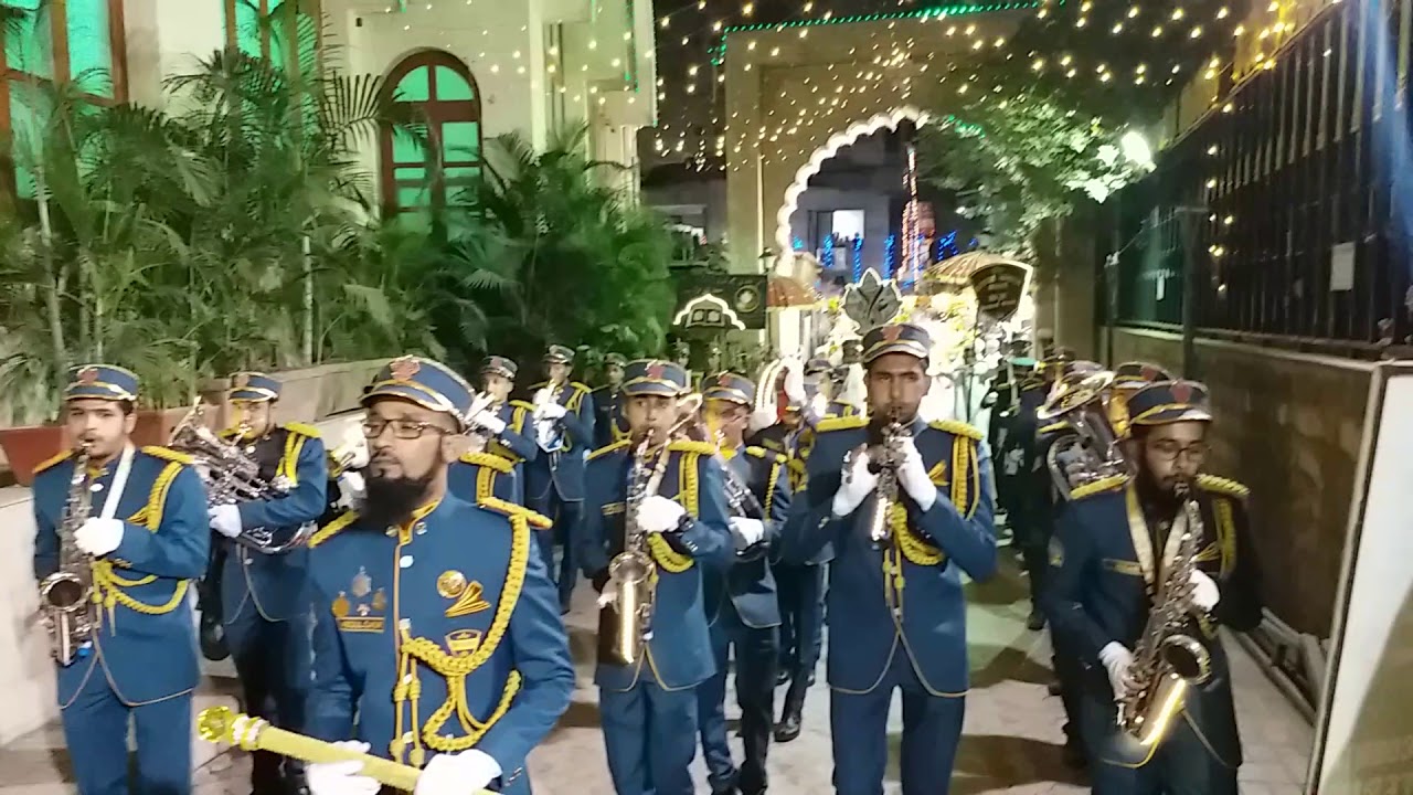 Div4 nurani nagar BAND burhani guards div4 brass tunes - YouTube