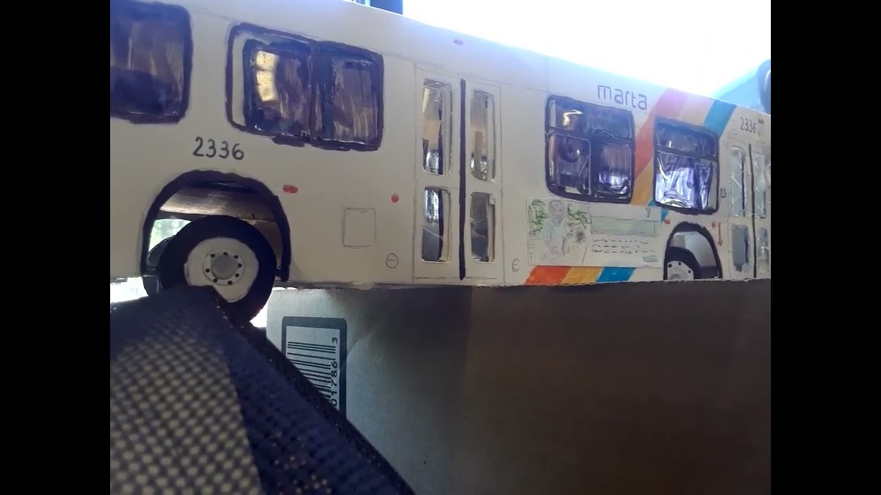 Showing off with the D35lf Buses #2326 and my Paper Model #2336 - YouTube